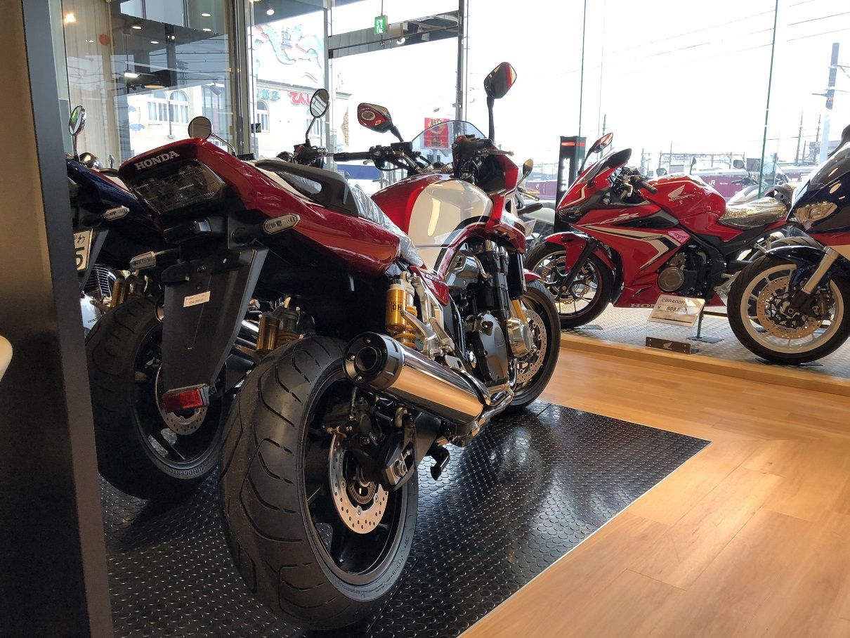 CB1300SB SP入荷！ | ホンダドリーム明石のスタッフブログ